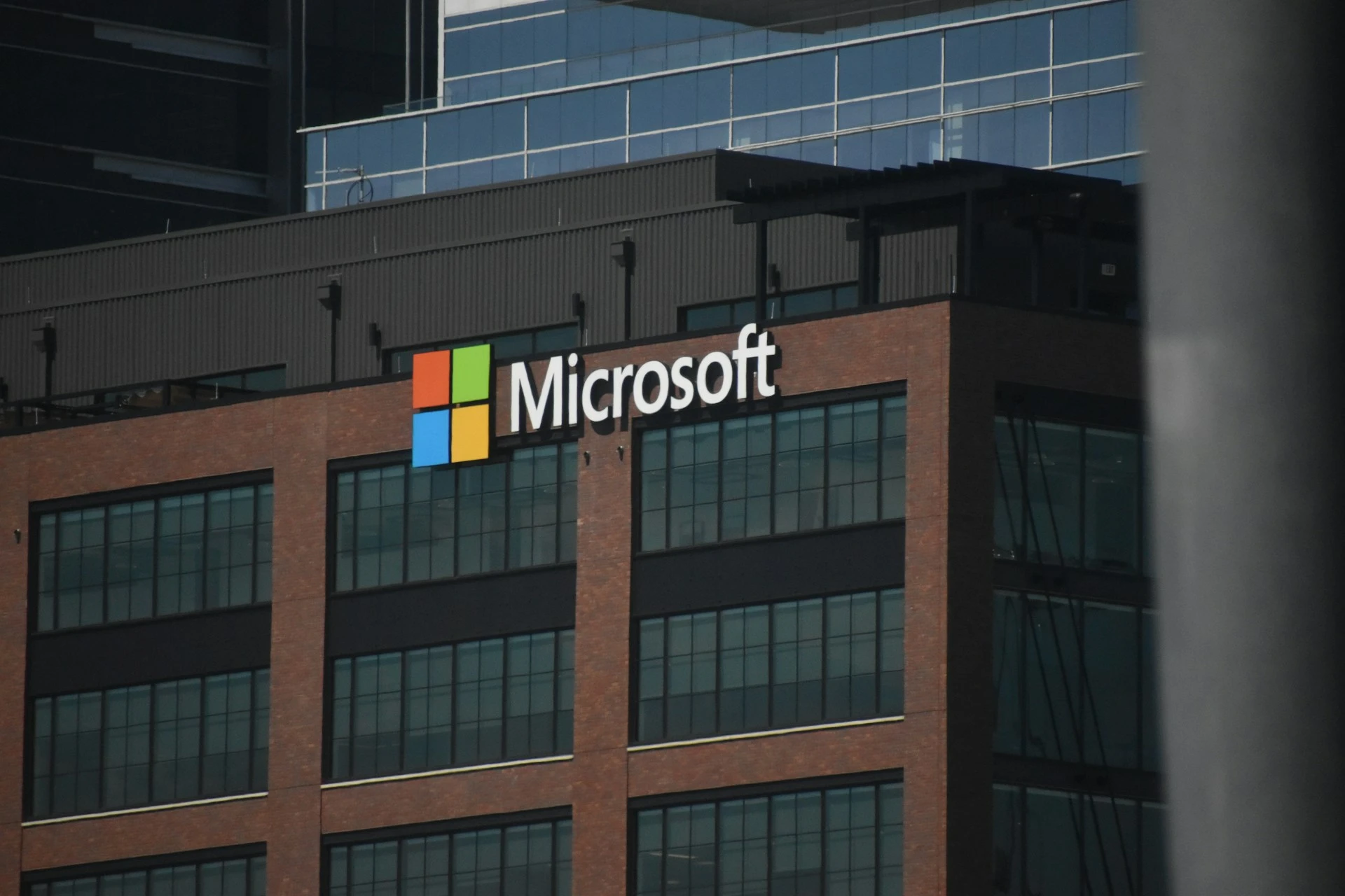 Microsoft Overhauls HR Strategy, Boosts Productivity and Accountability ...